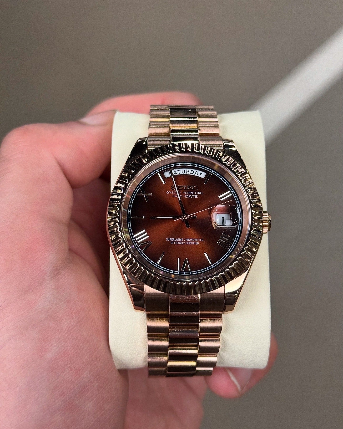 Champagne Roman Numeral Dial – Premiumhour